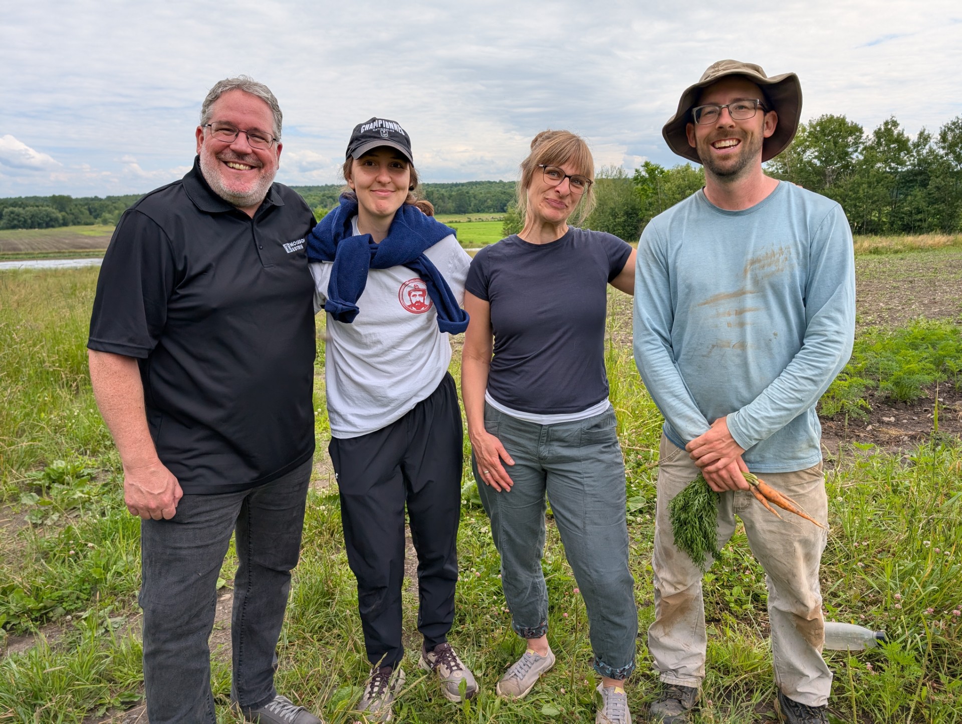 Carottes pour Moisson Estrie : un appel aux bénévoles - Le Val-Ouest